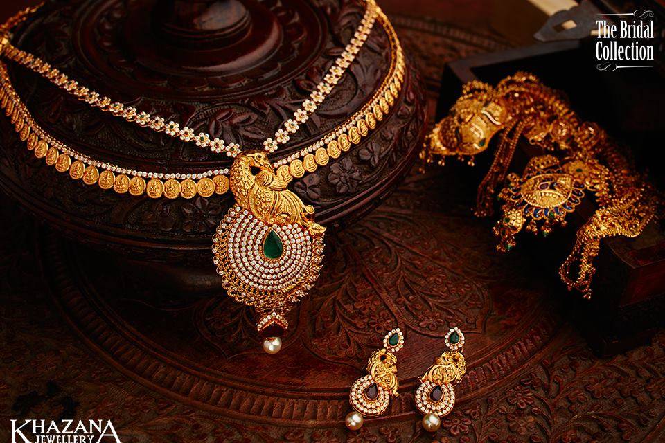Khazana jewellery bridal collections store